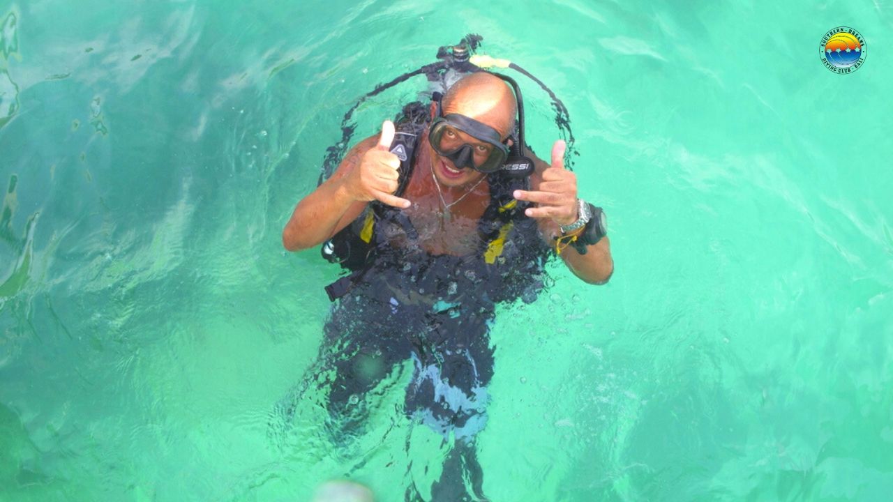Team: living the dream - dive in Bali with the best team